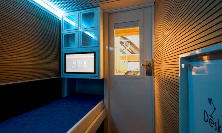 ZZZleepandGo - High-Tech Sleeping Cabins for Airports