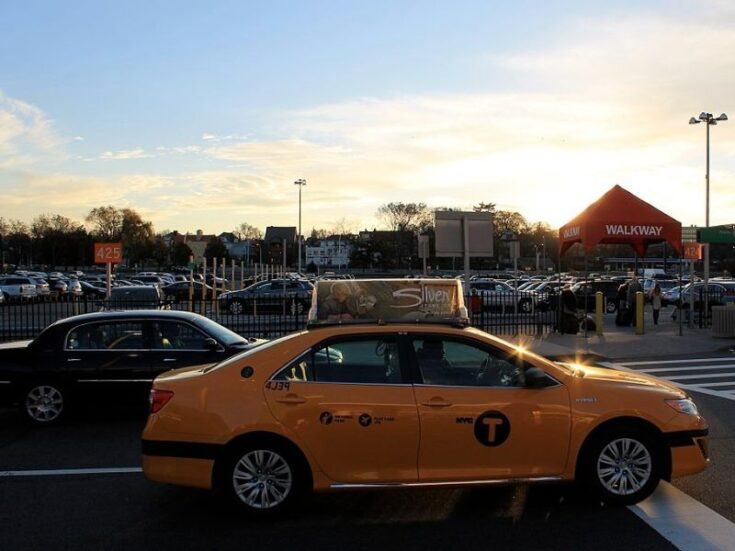 Carmageddon: the impact of ridesharing apps on airports