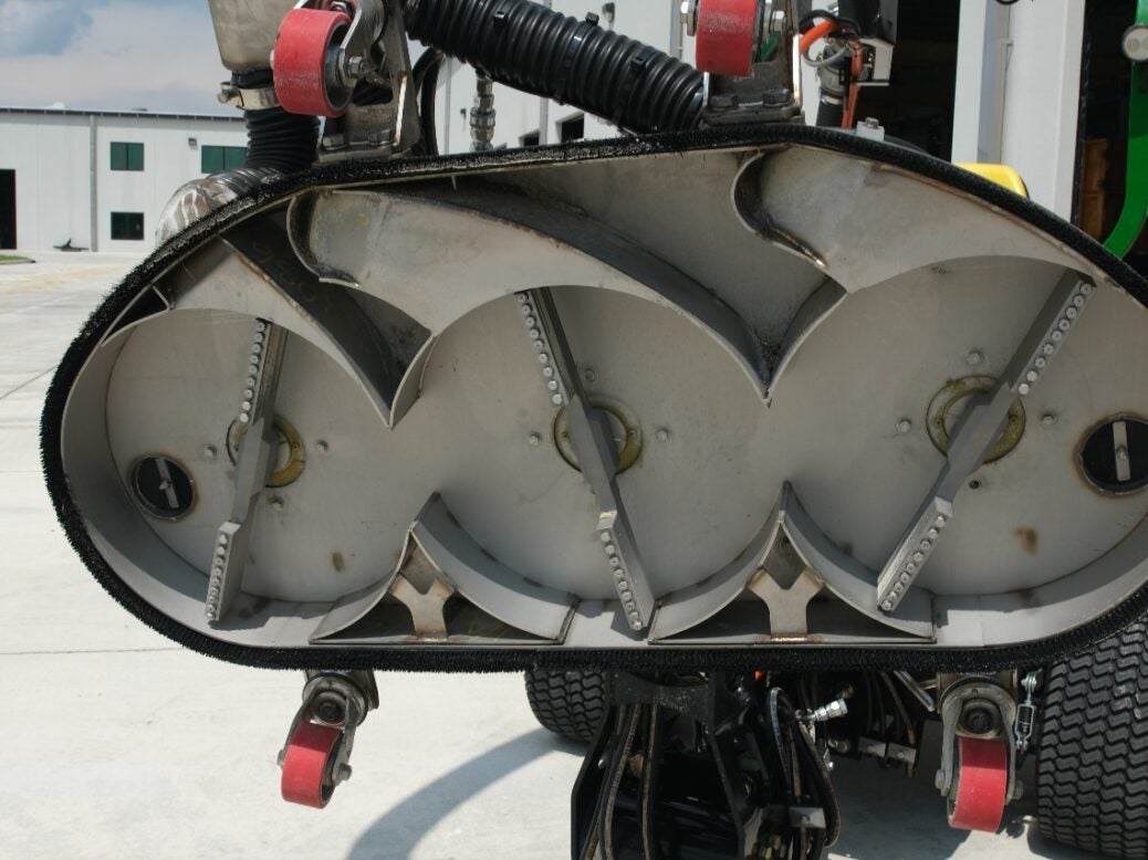 The Triple Spray Bar is Changing the Game - Airport Technology