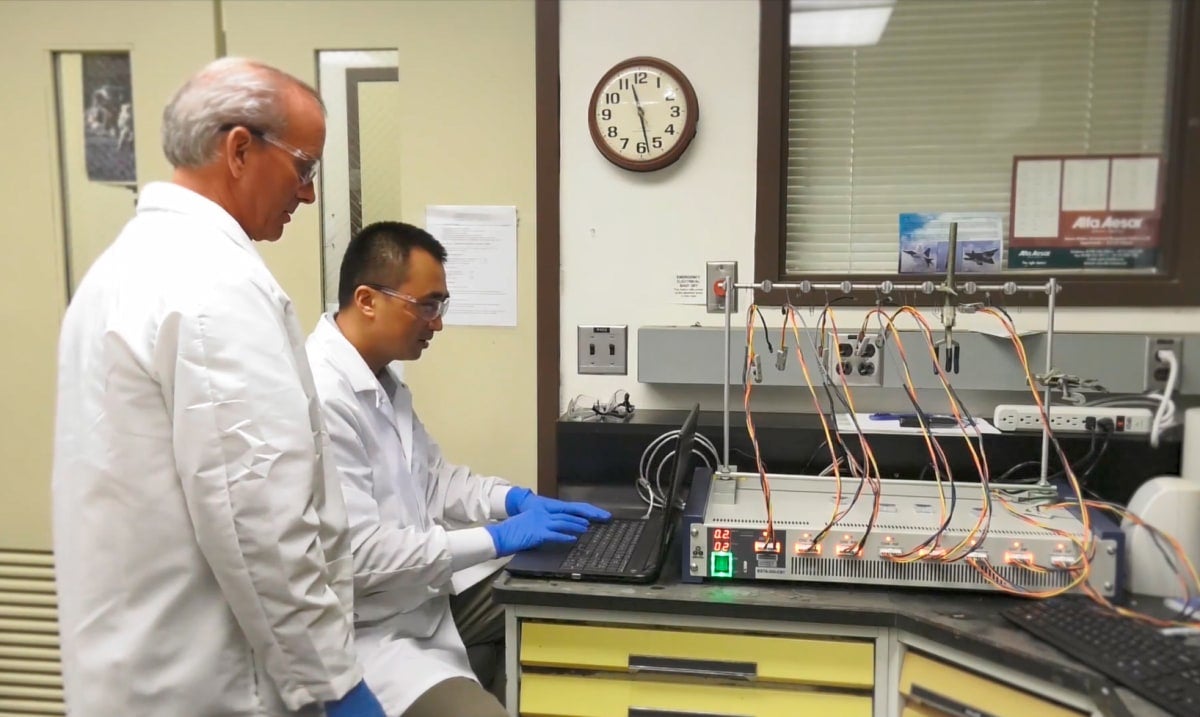 SABERS: advanced battery technology for electric flight - Airport ...