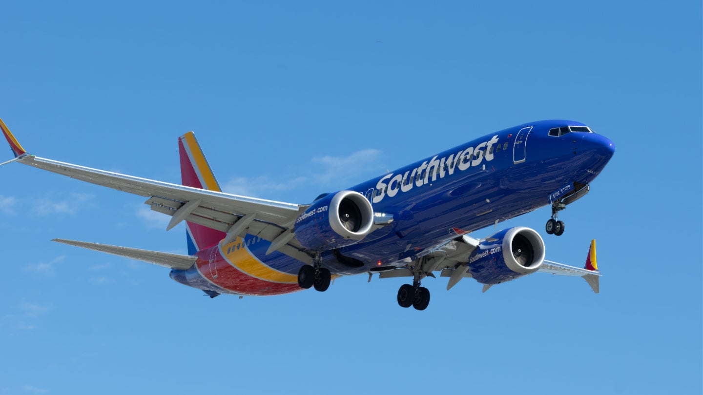 Southwest to redesign interiors and uniform in new look