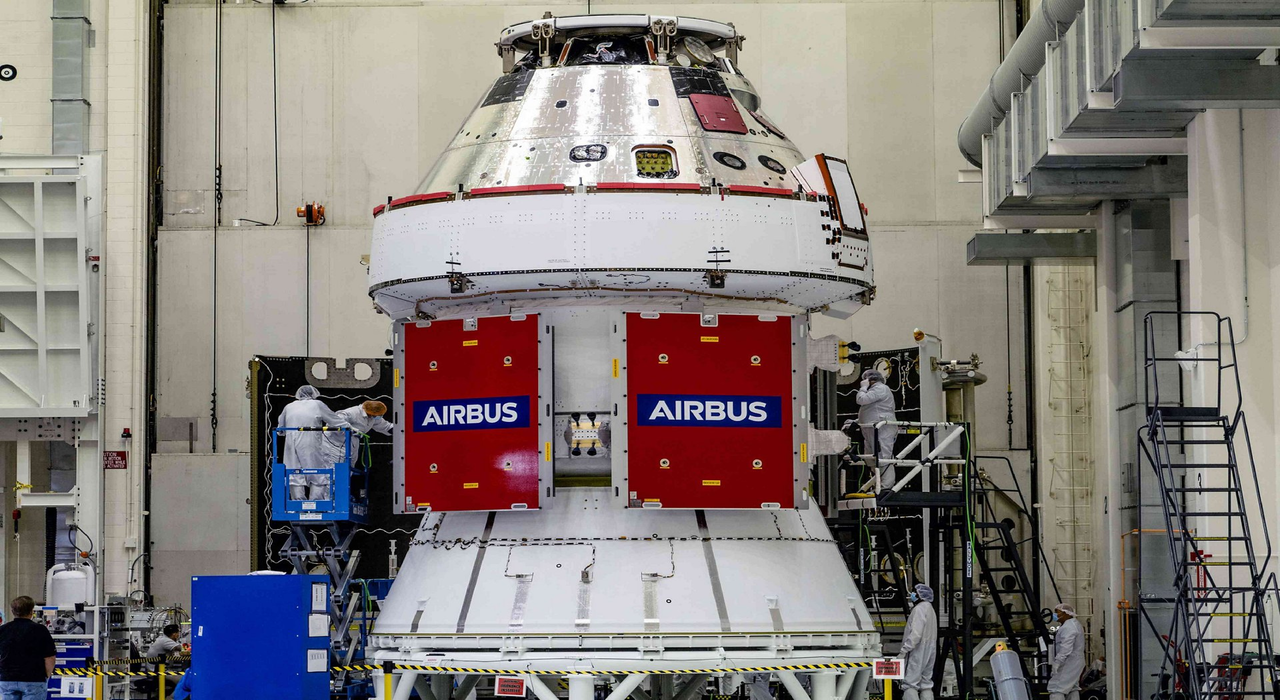 ESA contracts Airbus for construction of three ESM for Orion