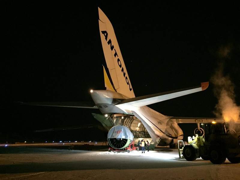 Antonov AN-124 ships engine for Swiss Airlines’ Boeing 777-300ER ...
