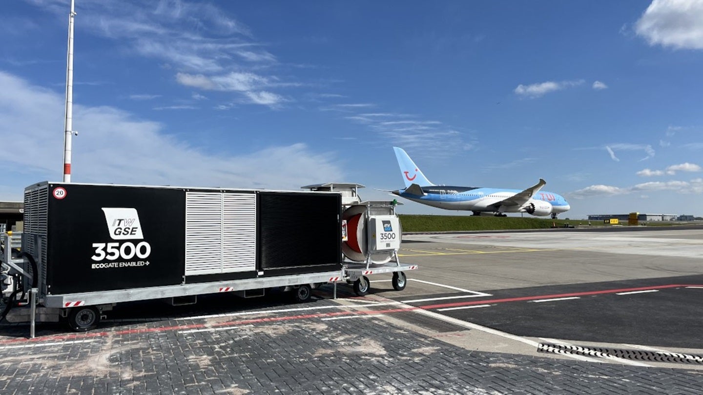 Schiphol Airport signs deal with ITW GSE for electric PCA units
